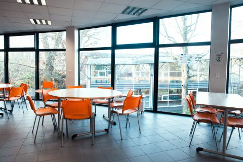 Le lycée professionnel pour former aux métiers de demain - Lycée EIC